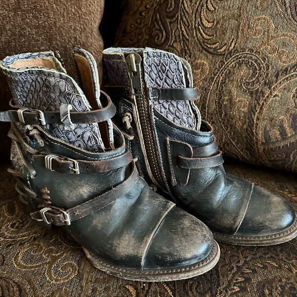 Freebird by Steven | Shoes | Freebird Crue 8 | Poshmark